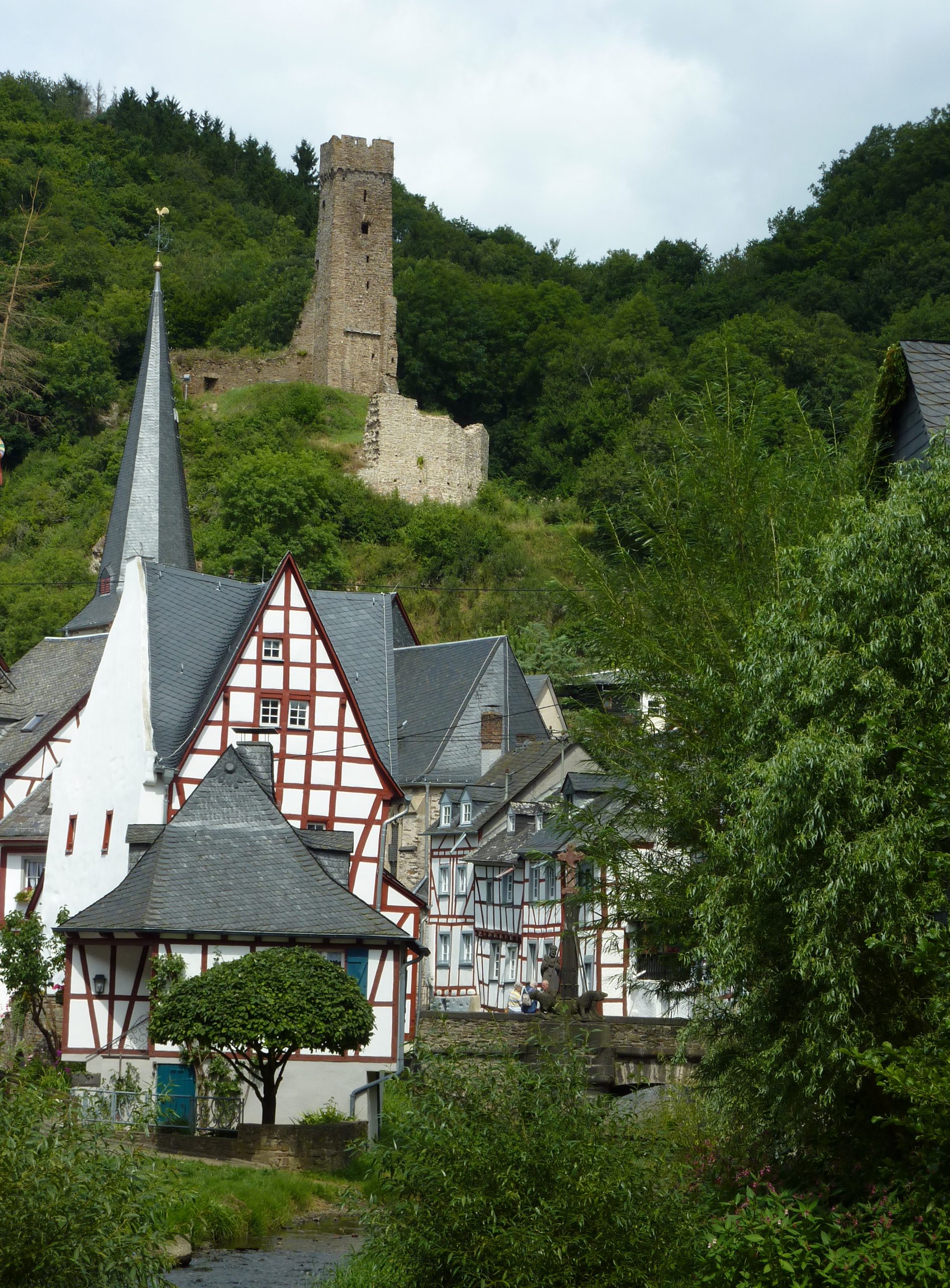 Von Cunisberch zu Monreal – Eifeltour